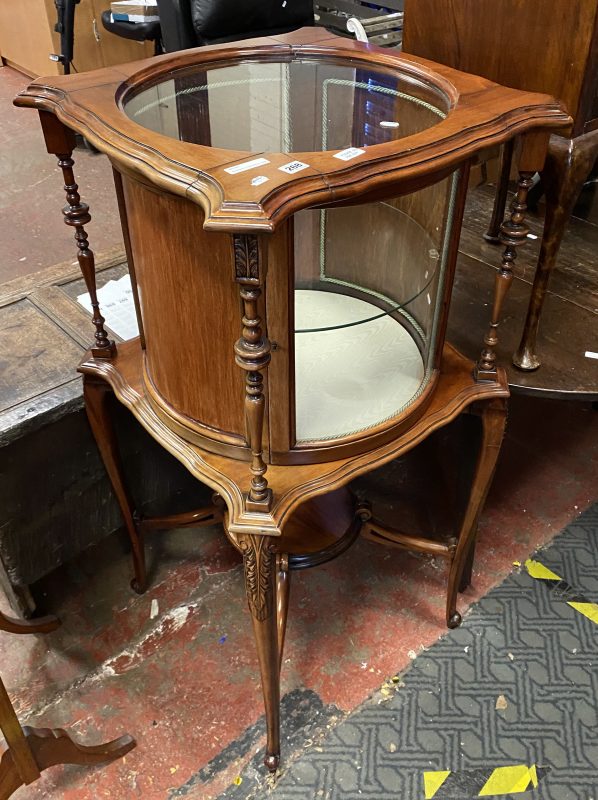 MAHOGANY 2 TIER DISPLAY CABINET - Southgate Auction Rooms