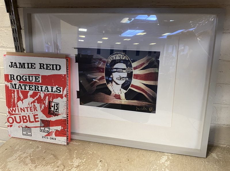 SEX PISTOLD JAMIE REID SIGNED PRINT WITH L-13 BOOK - Southgate Auction ...