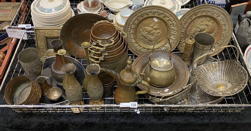 TRAY OF BRASSWARE TO INCLUDE VARIOUS MIDDLE EASTERN ITEMS - Southgate ...