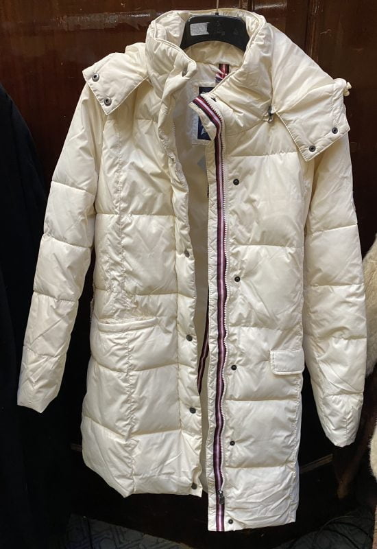 WHITE PUFFA COAT SIZE 16, UNUSED WITH TAGS - Southgate Auction Rooms