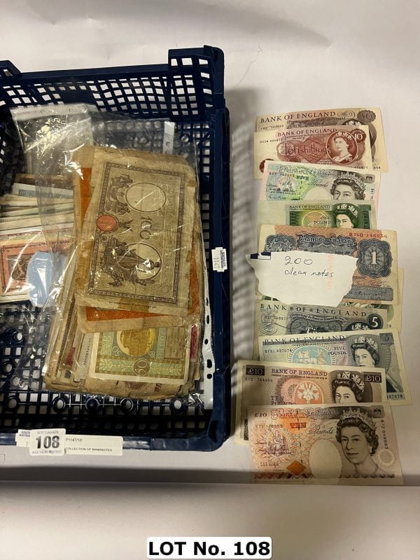 COLLECTION OF BANKNOTES - Southgate Auction Rooms