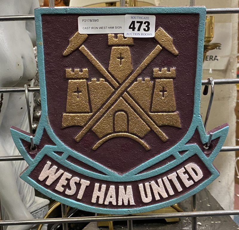 CAST IRON WEST HAM SIGN - Southgate Auction Rooms
