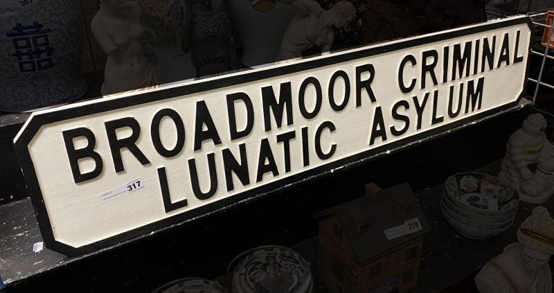 WOOD BROADMOOR SIGN - Southgate Auction Rooms