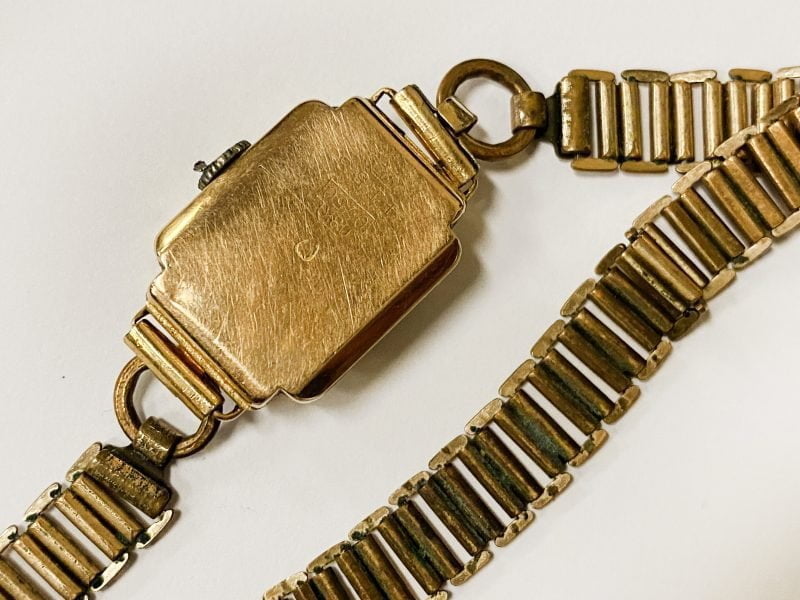 TEXA WATCH 18CT GOLD LADIES COCKTAIL WATCH - Southgate Auction Rooms