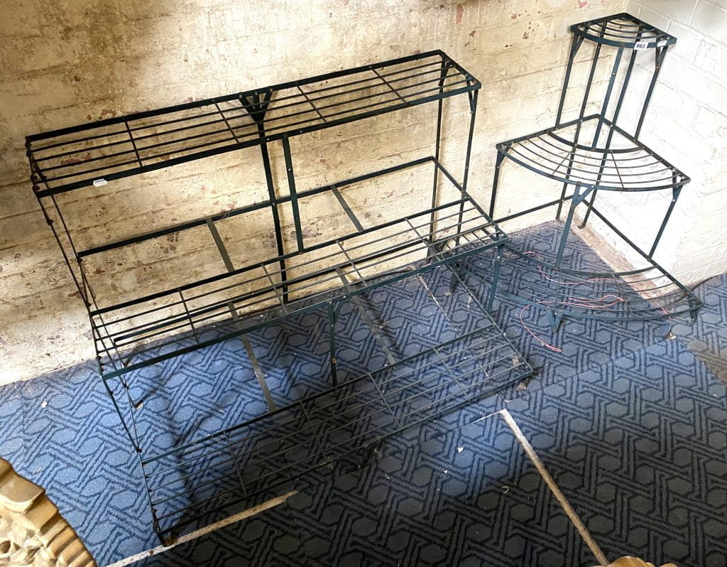 2 METAL GARDEN RACKS - Southgate Auction Rooms