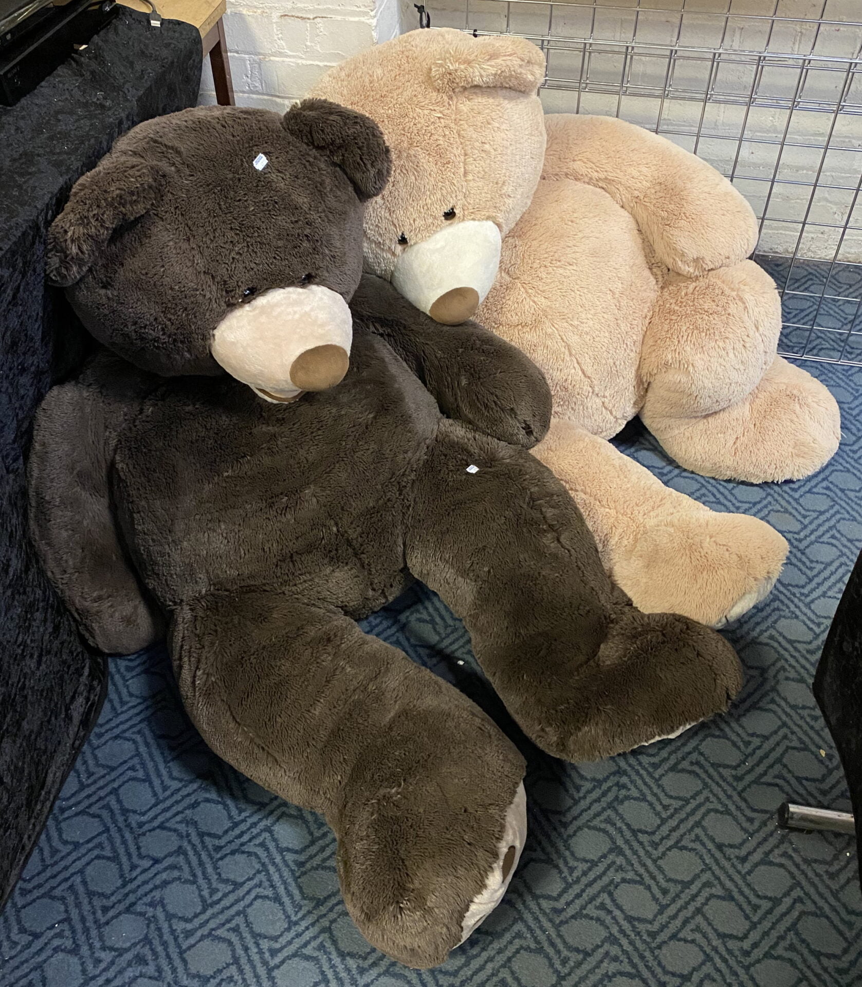 TWO LARGE TEDDY BEARS - Southgate Auction Rooms