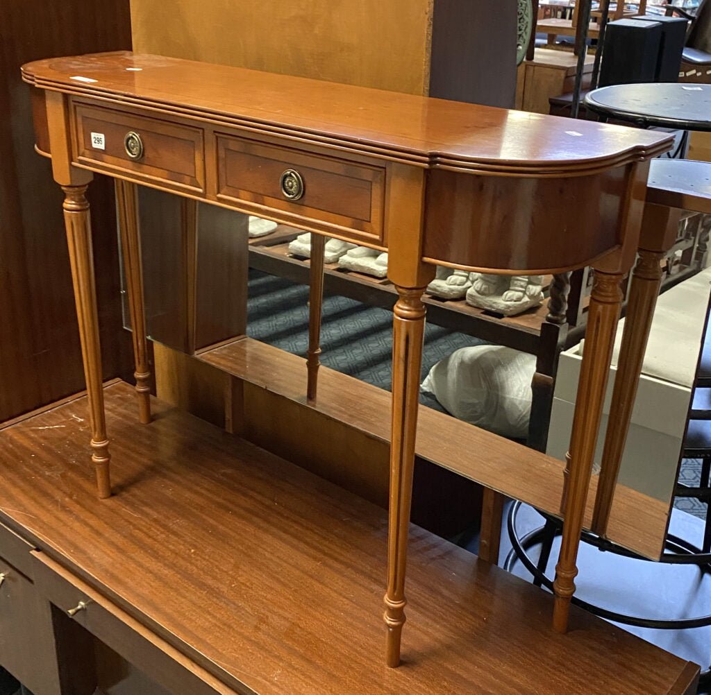 YEW HALL TABLE WITH DRAWER - Southgate Auction Rooms