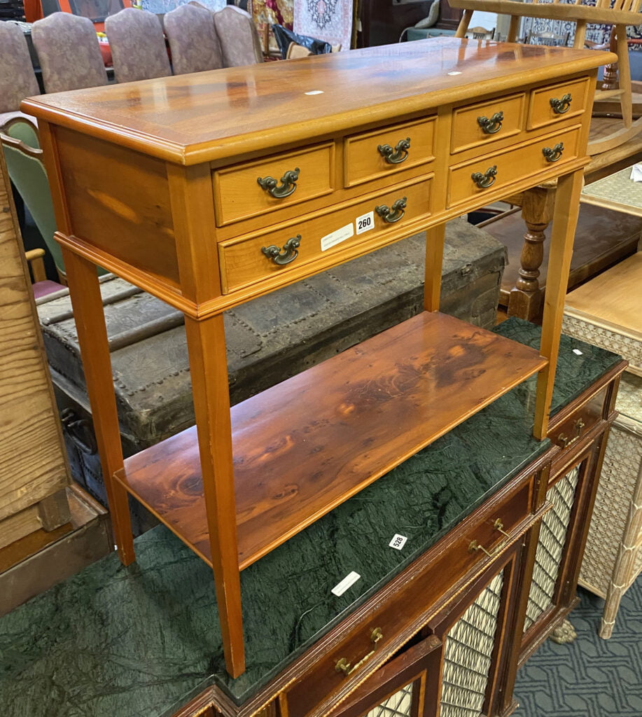 YEW SIX DRAWER HALL TABLE - Southgate Auction Rooms