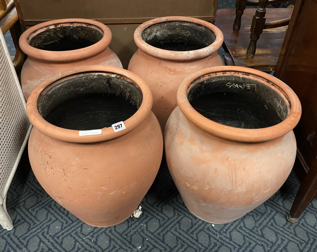 4 MEDIUM TERRACOTTA POTS - Southgate Auction Rooms