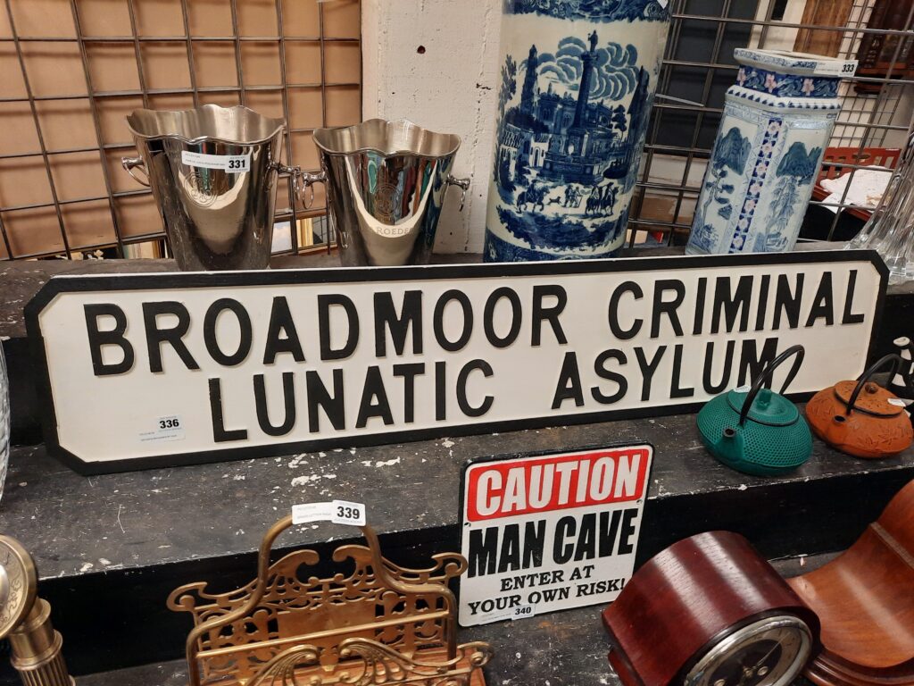 WOODEN BROADMOOR SIGN - Southgate Auction Rooms