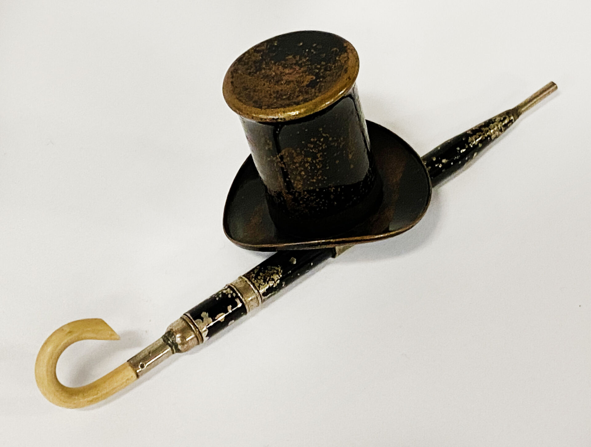 1920'S TOP HAT & CANE FOUNTAIN PEN - Southgate Auction Rooms