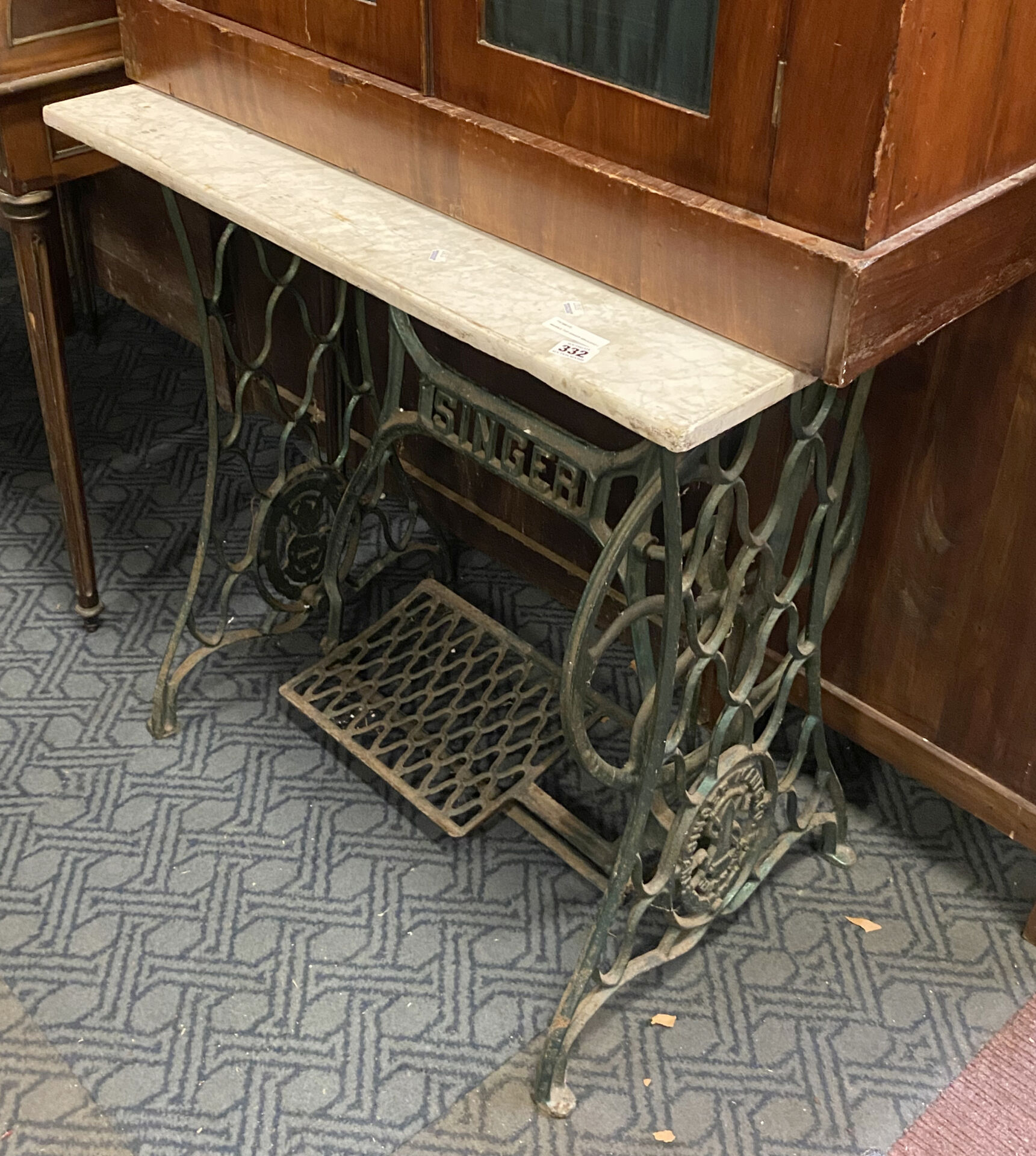 MARBLE TOP SINGER WROUGHT IRON TABLE - Southgate Auction Rooms