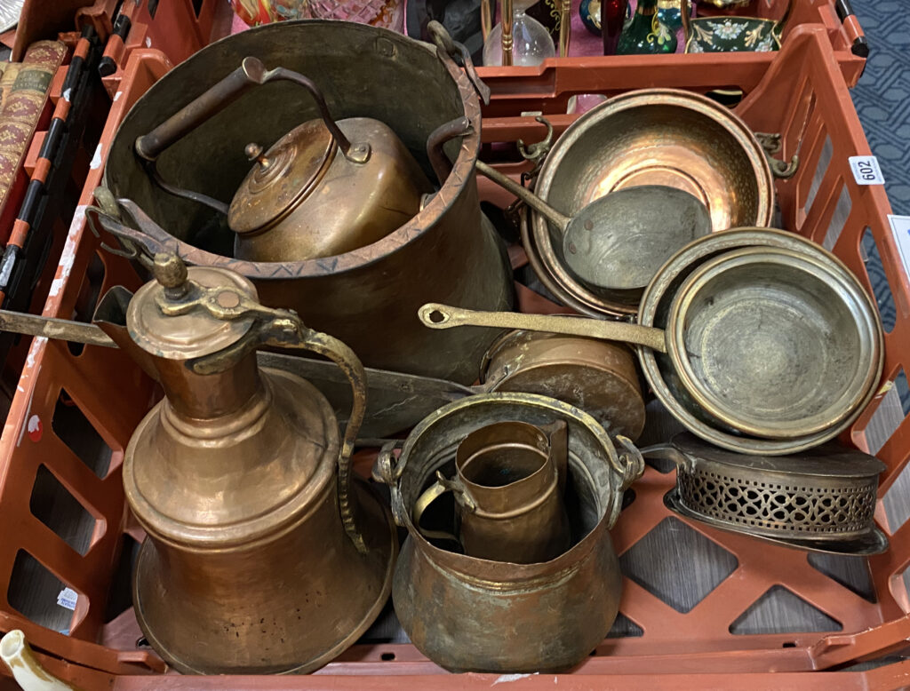 TRAY OF VARIOUS COPPERWARE - Southgate Auction Rooms