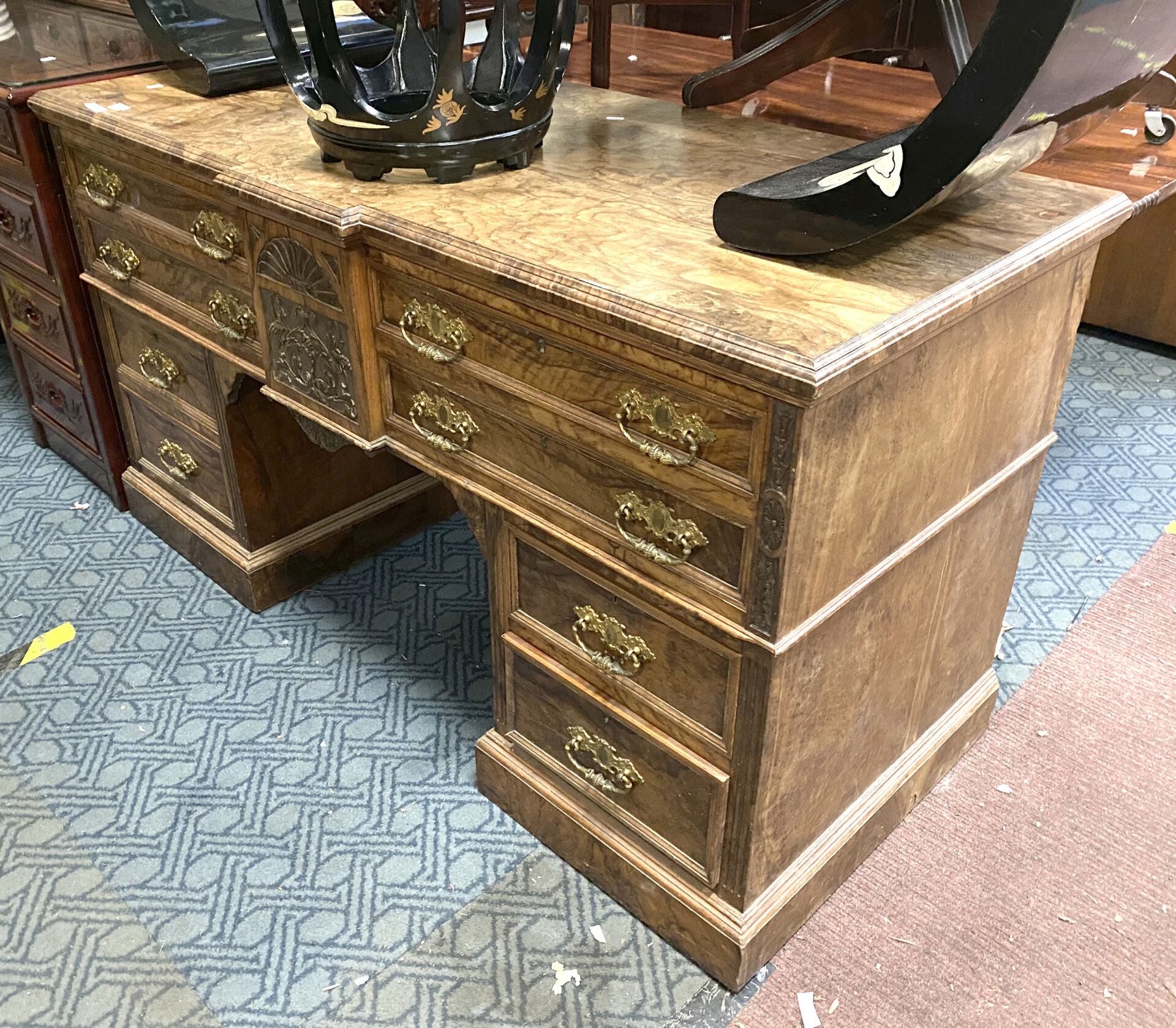CARVED BREAKFRONT DESK - Southgate Auction Rooms