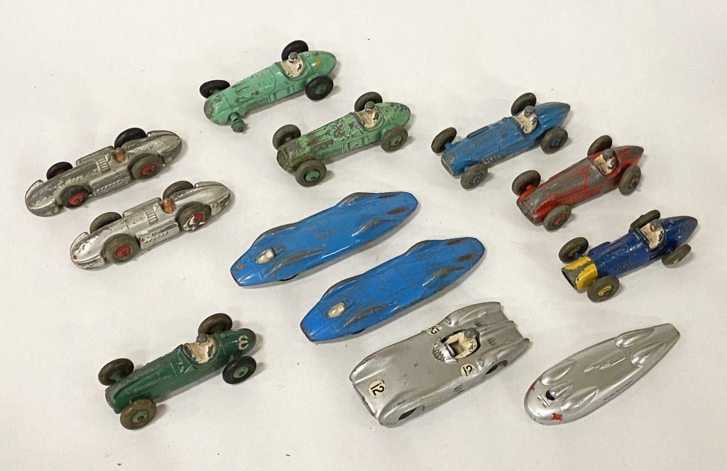 12 VINTAGE MOSTLY CORGI & DINKY RACING CARS - Southgate Auction Rooms