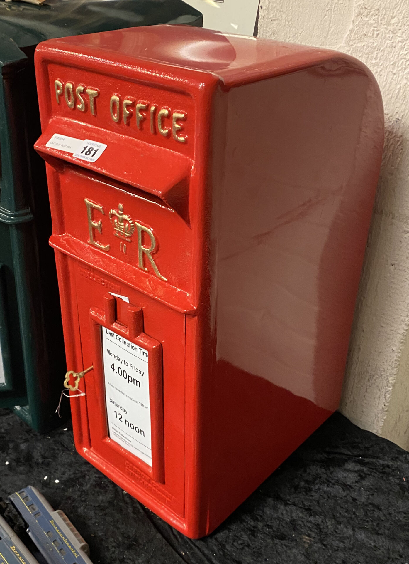 CAST IRON POST BOX - Southgate Auction Rooms