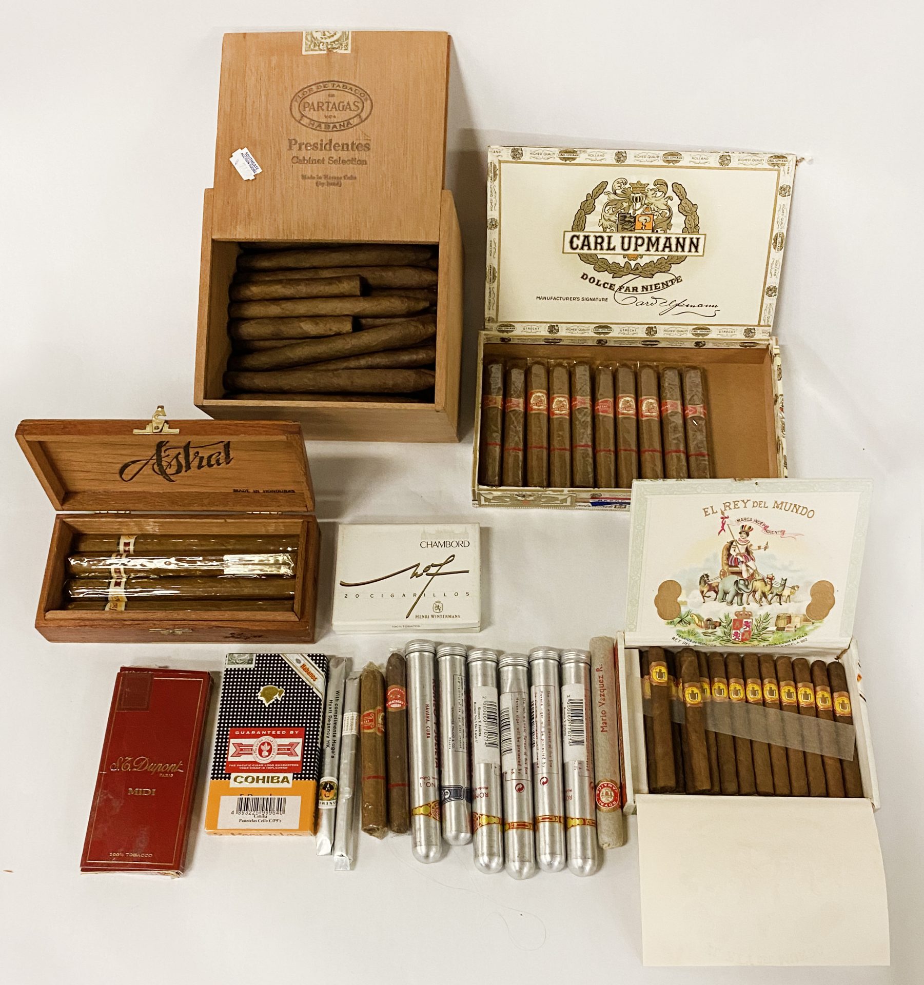 LARGE COLLECTION OF CIGARS - Southgate Auction Rooms