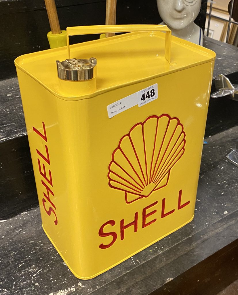 SHELL OIL CAN - Southgate Auction Rooms