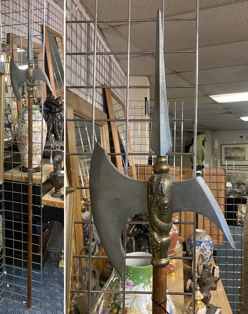 FILM PROP / DISPLAY HALBERD / POLEARM AXE - Southgate Auction Rooms