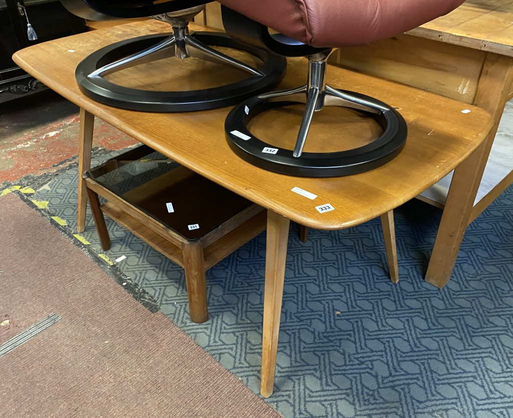 ERCOL PLANK TOP TABLE - Southgate Auction Rooms