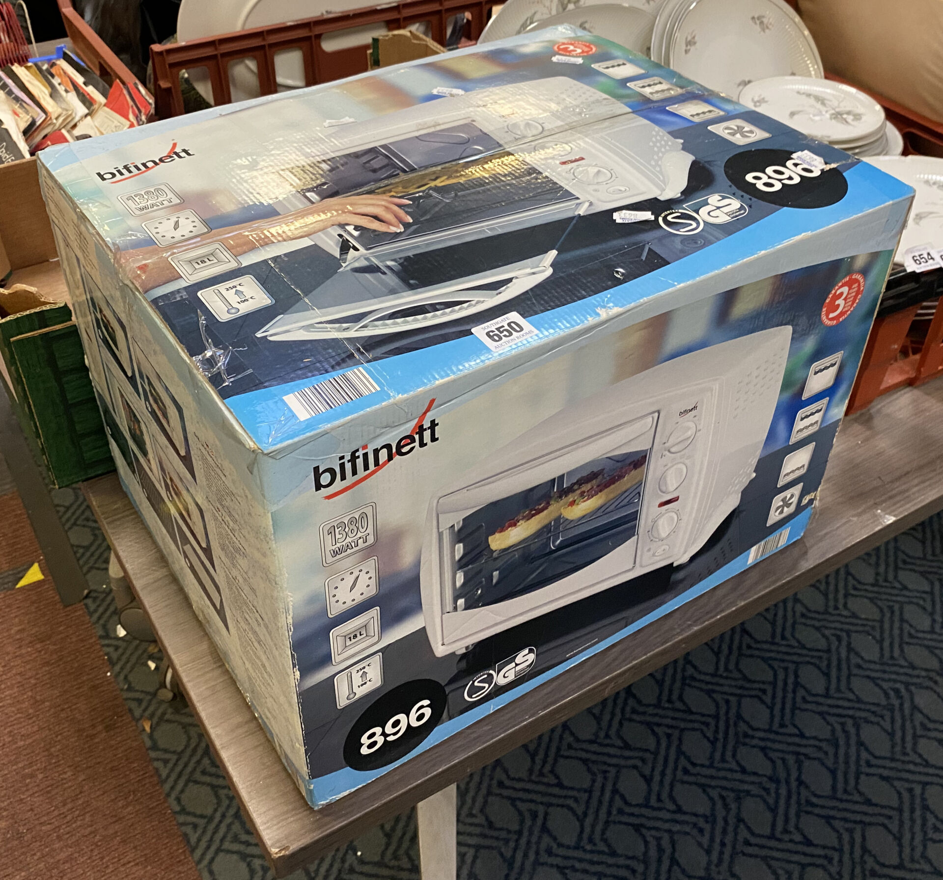 BOXED BIFINETT FAN OVEN - Southgate Auction Rooms