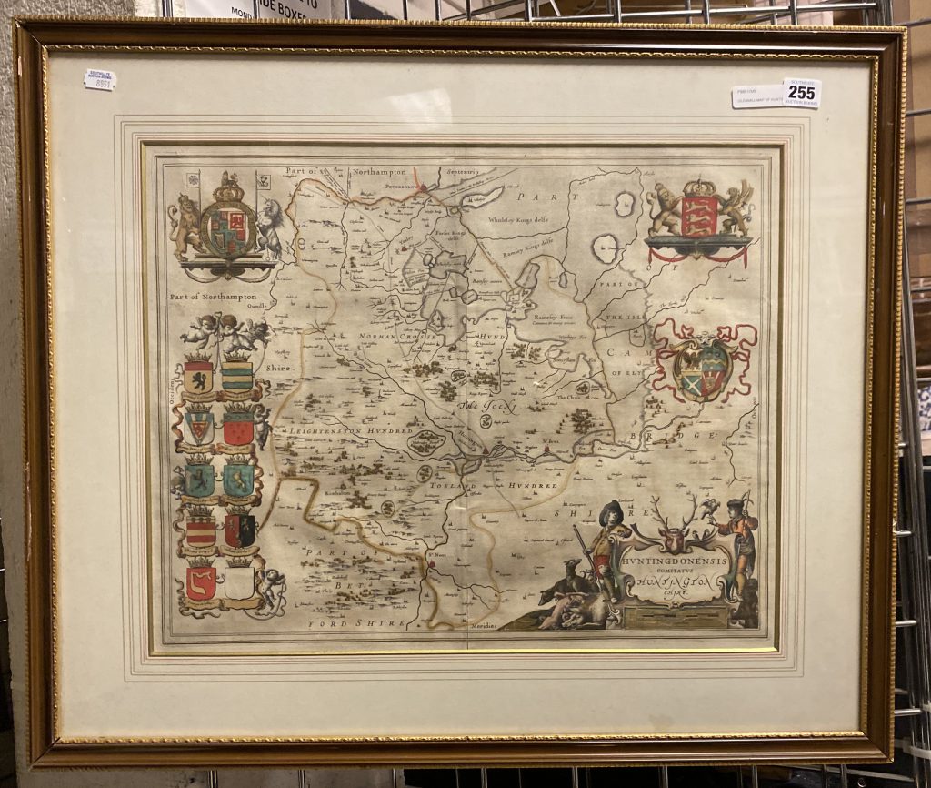 OLD WALL MAP OF HUNTINGSHIRE - Southgate Auction Rooms