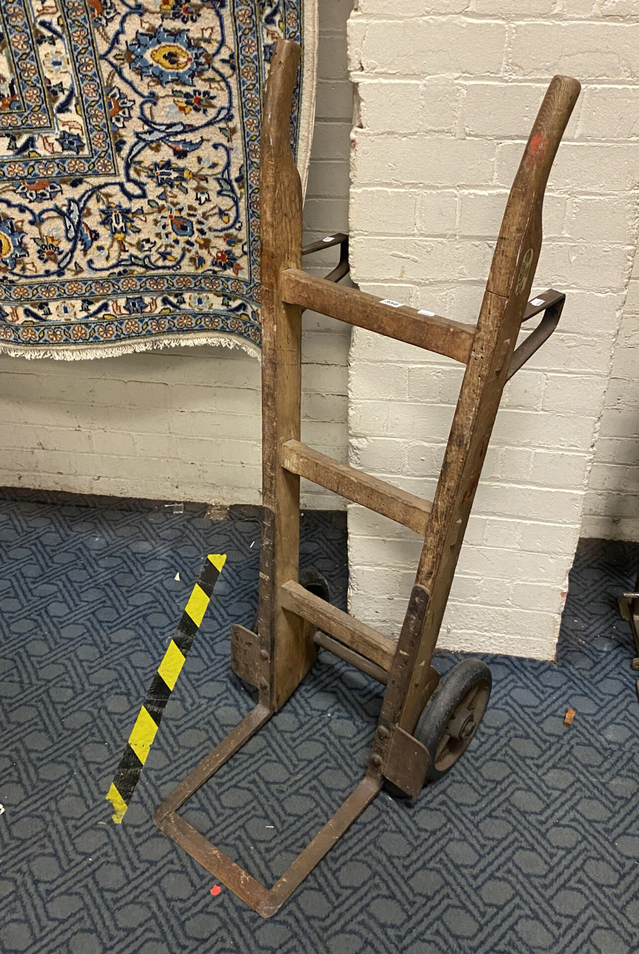 SACK BARROW - Southgate Auction Rooms