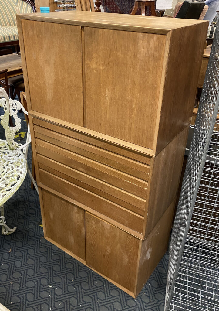 3 SECTION CABINET IN LADDERAX STYLE - A/F - Southgate Auction Rooms