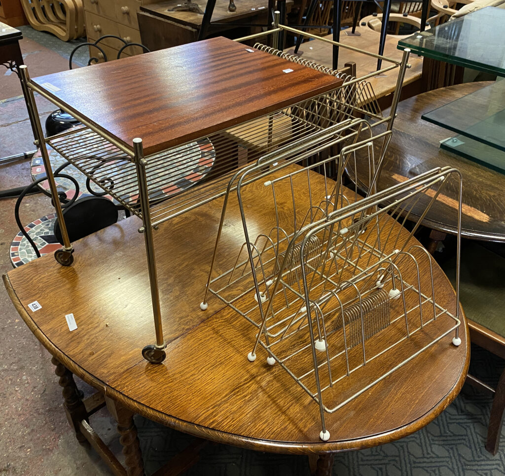 VINTAGE RECORD RACK & MAGAZINE RACKS - Southgate Auction Rooms