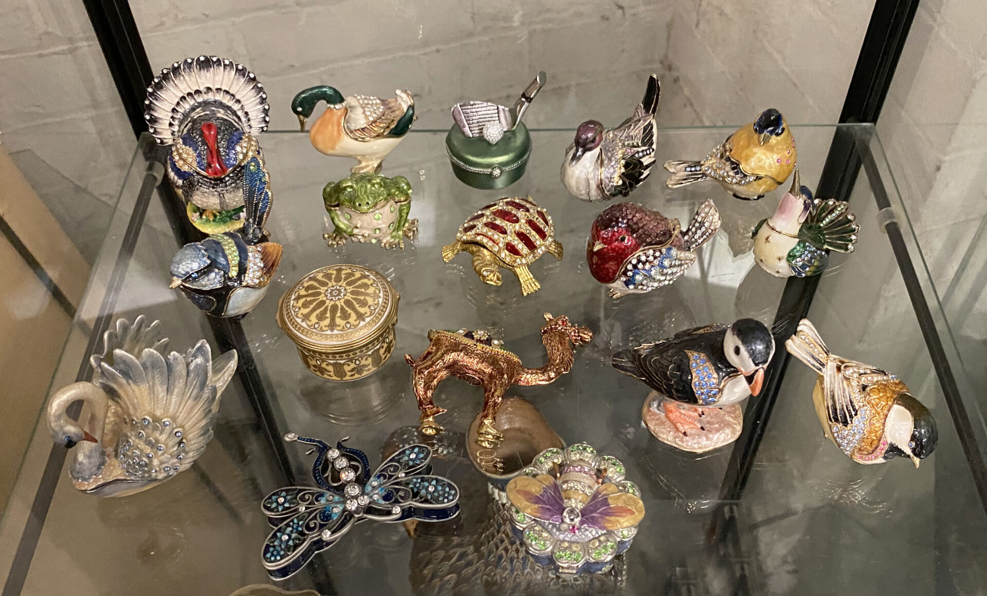 COLLECTION OF ENAMEL TRINKET BOXES IN THE FORM OF ANIMALS - Southgate ...