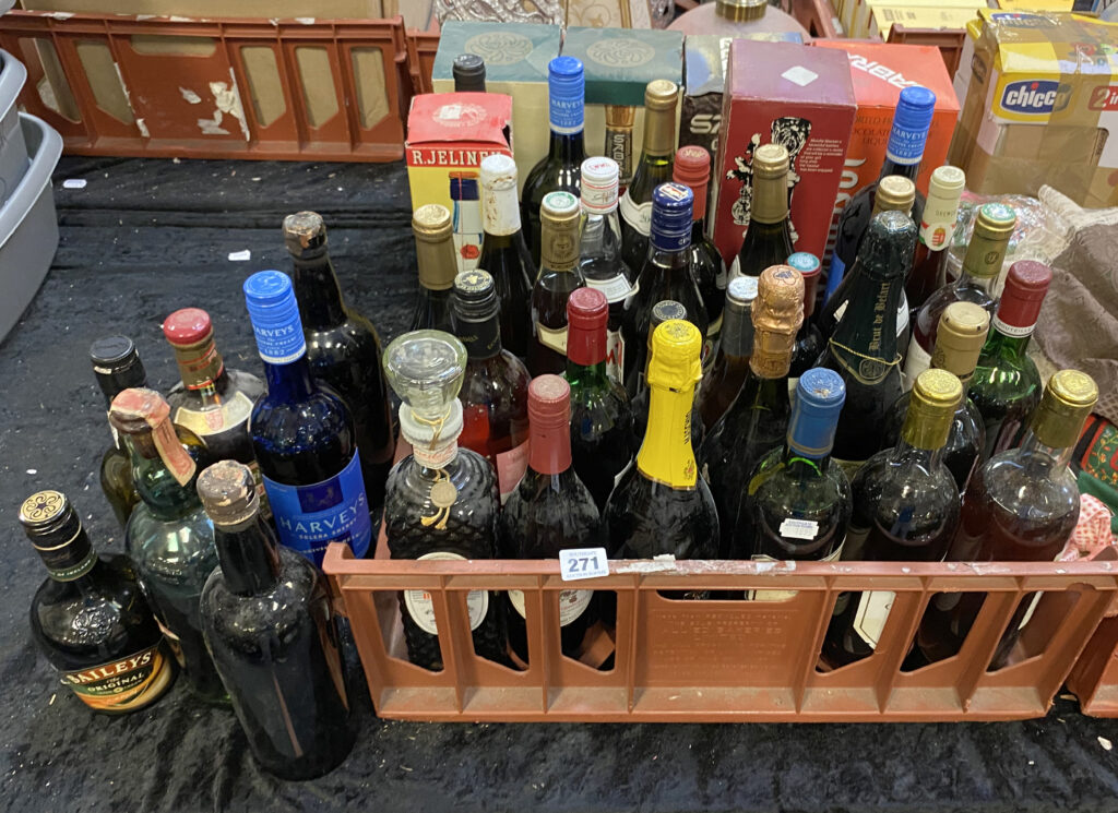COLLECTION OF ALCOHOL - Southgate Auction Rooms