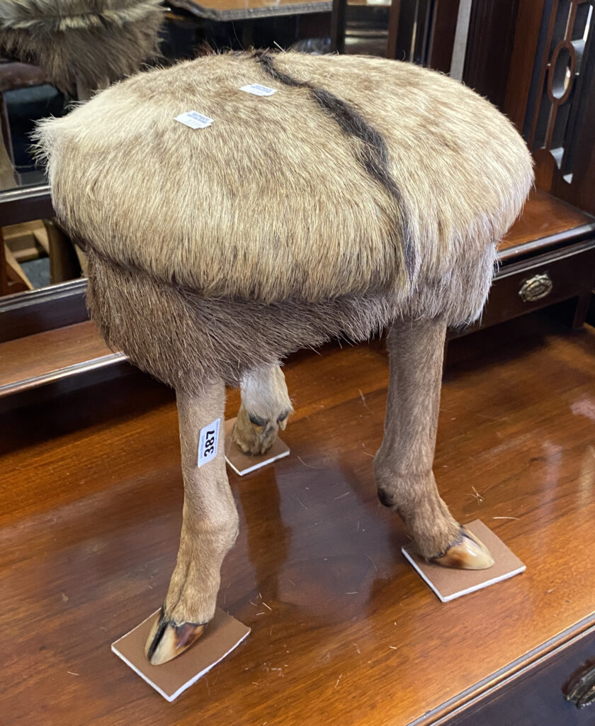3 FOOTED GOAT TABLE - Southgate Auction Rooms