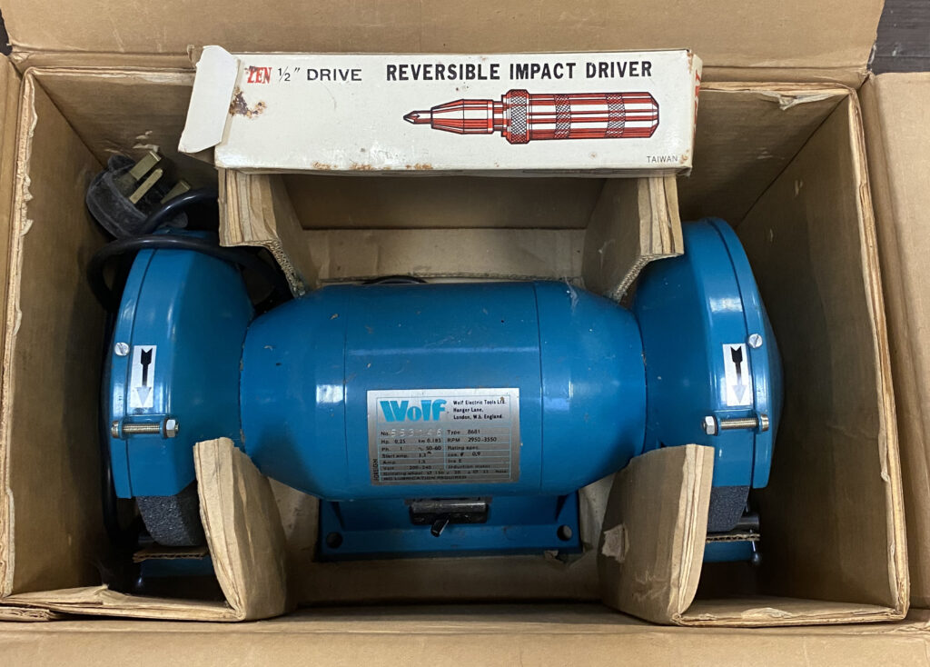 WOLF 6'' BENCH GRINDER - Southgate Auction Rooms