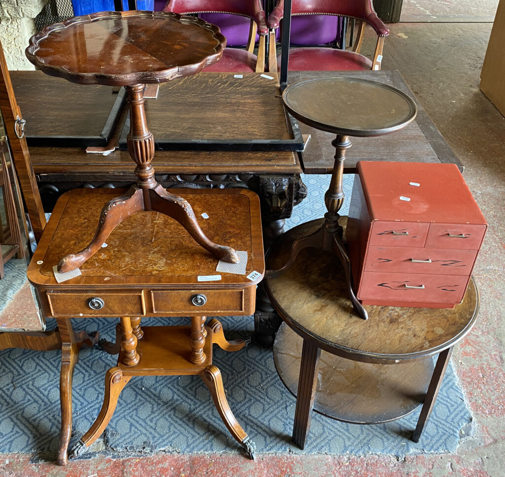 COLLECTION OF FURNITURE - Southgate Auction Rooms