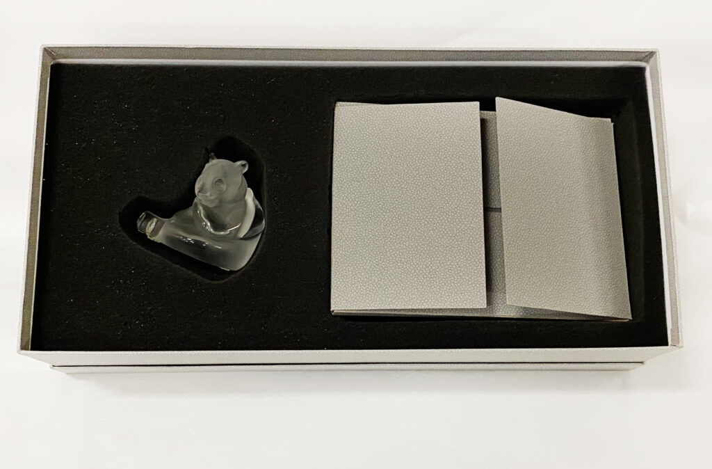 LALIQUE PARIS BOXED PANDA PHOTO FRAME - Southgate Auction Rooms