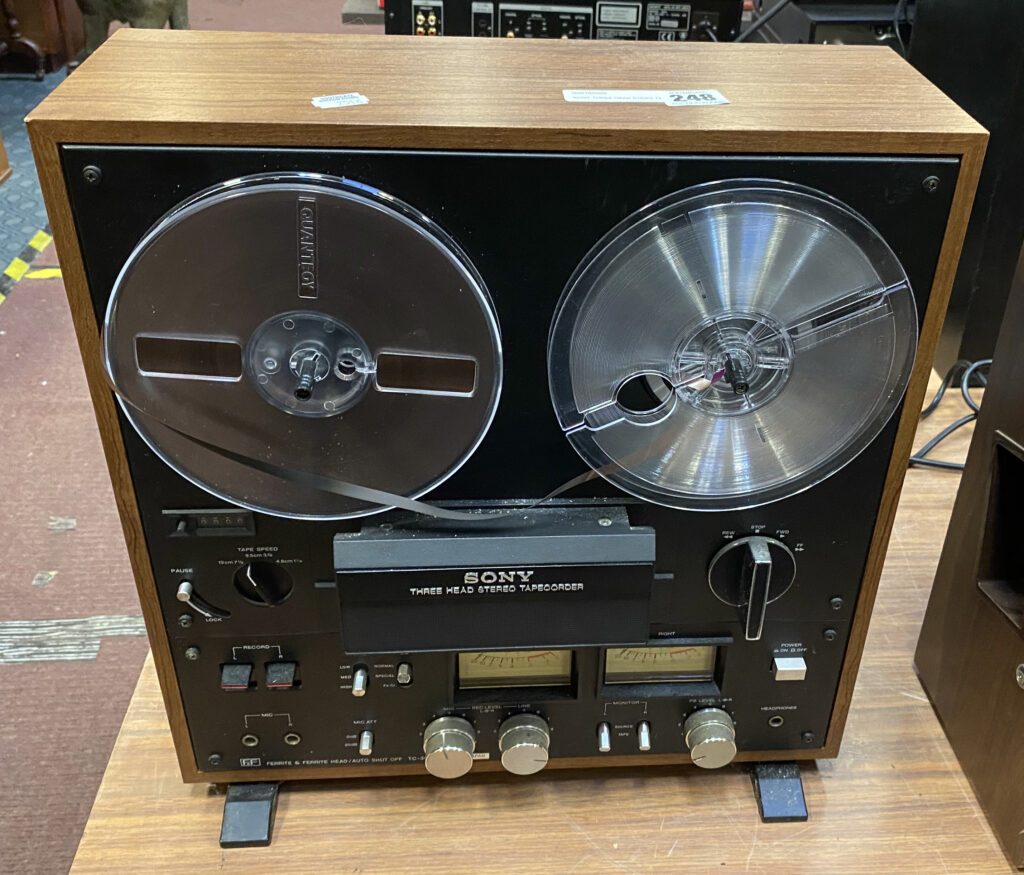 SONY THREE HEAD STEREO TAPE RECORDER TC-399 - Southgate Auction Rooms