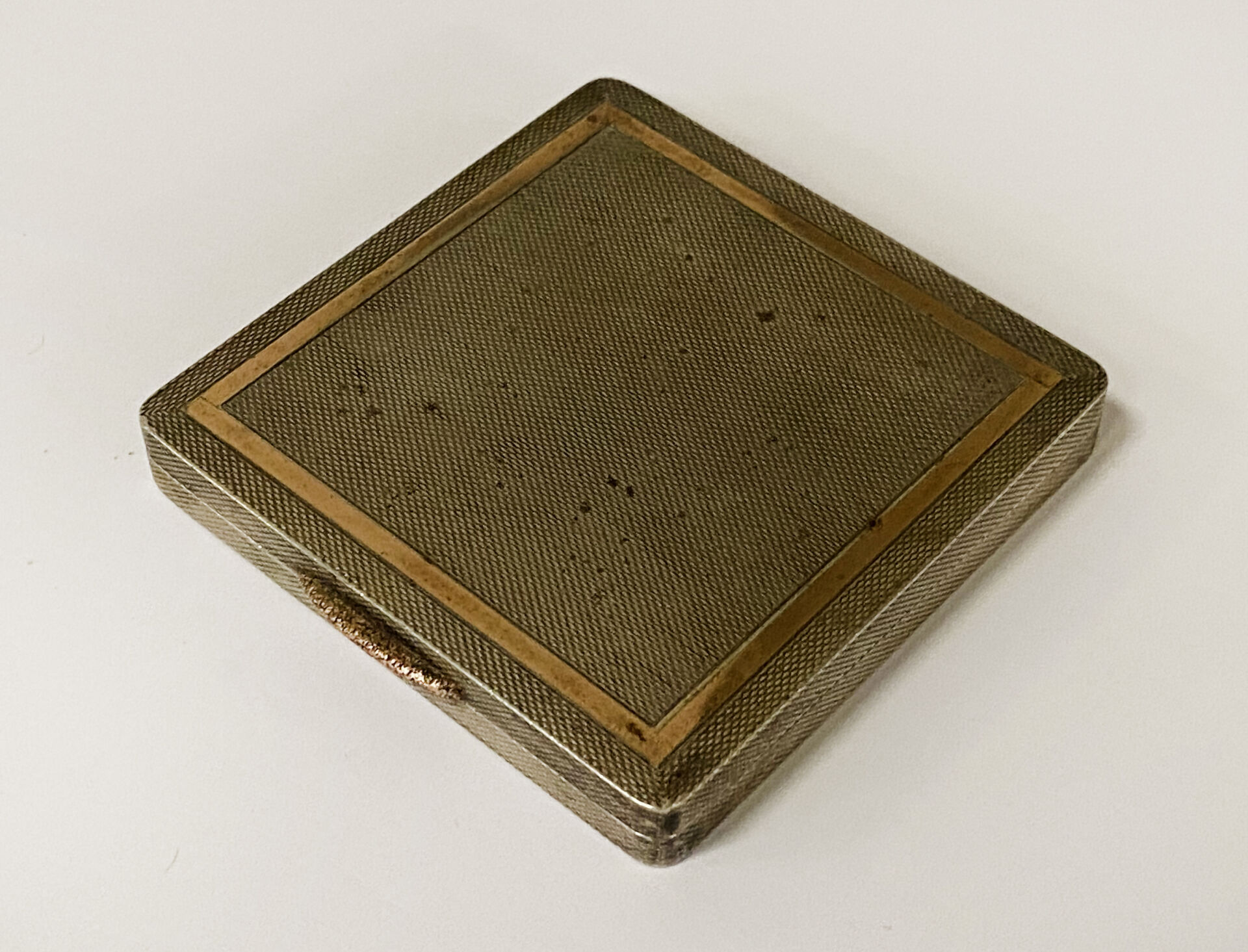 HM SILVER COMPACT - DUNHILL WITH GOLD RIM - Southgate Auction Rooms
