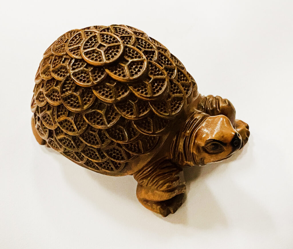 CHINESE WOOD TORTOISE CARVING - Southgate Auction Rooms
