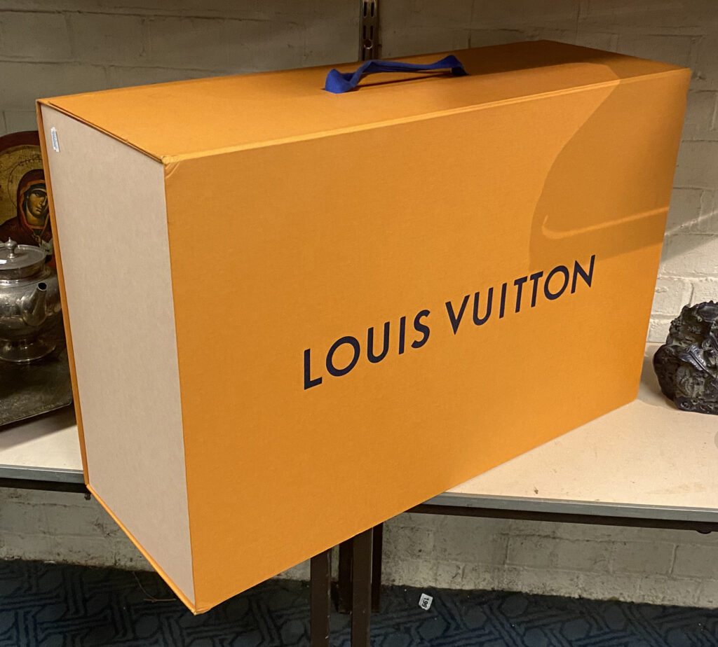 LOUIS VUITTON OUTER PACKING BOX - IDEAL DISPLAY PIECE - Southgate ...