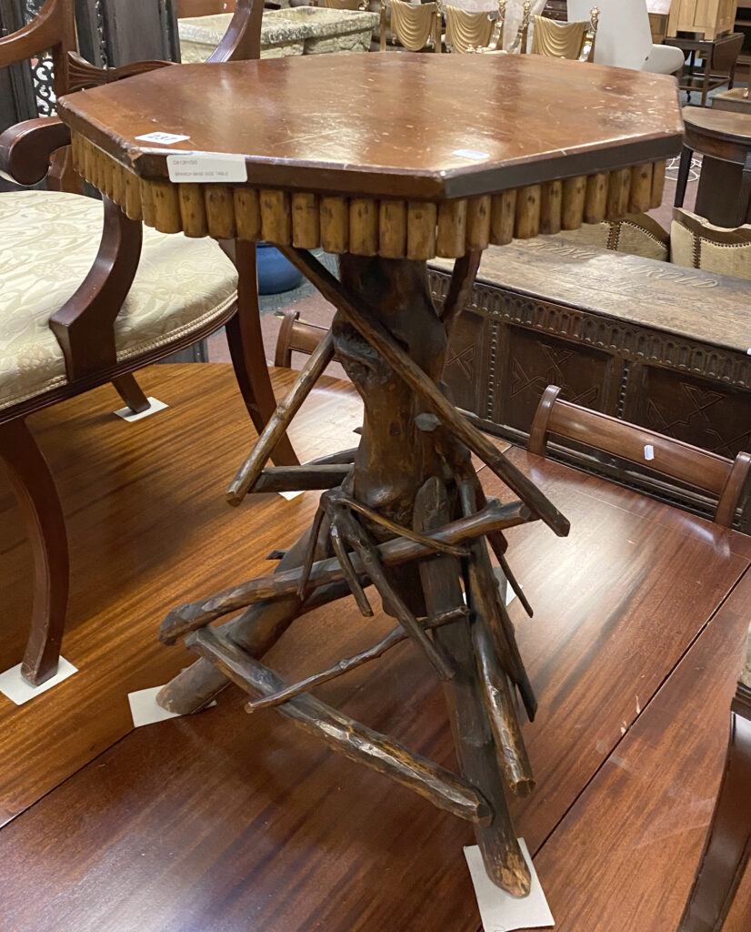 BRANCH BASE SIDE TABLE - Southgate Auction Rooms