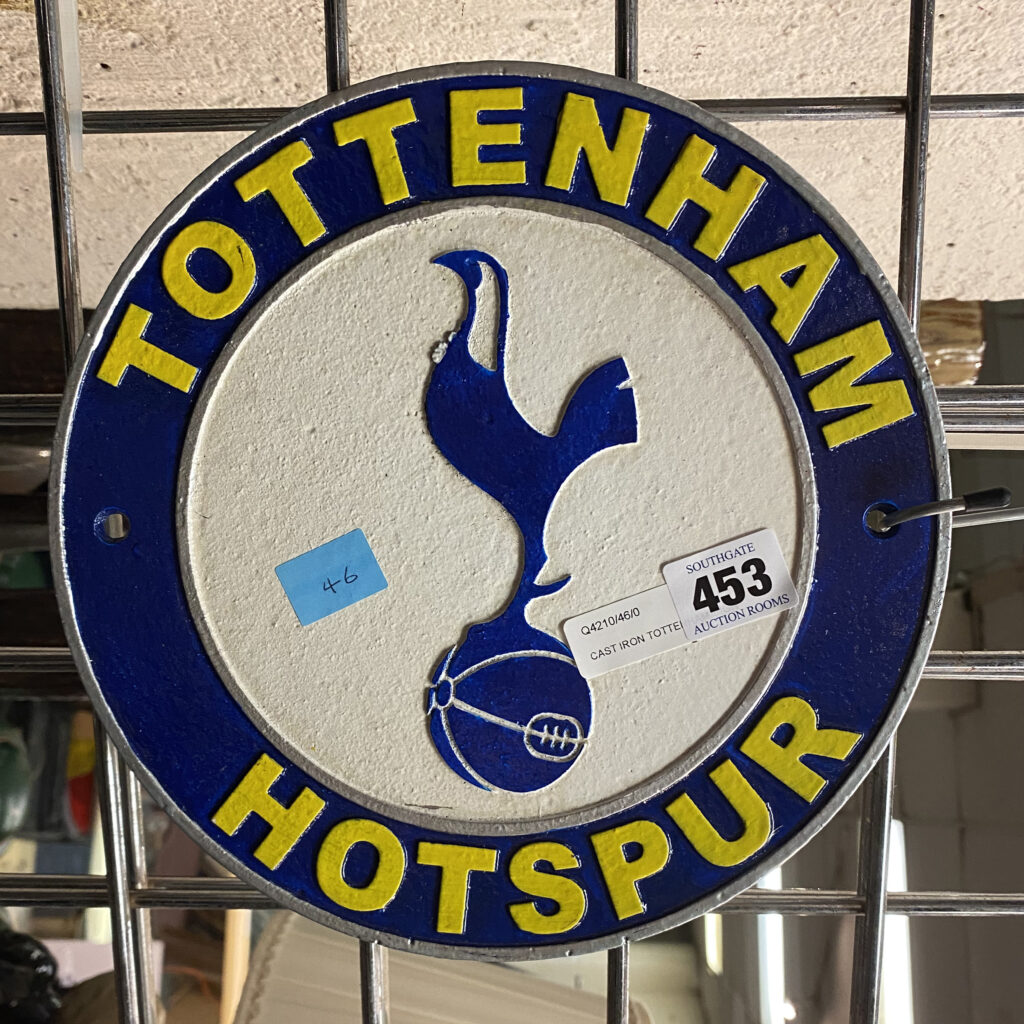 CAST IRON TOTTENHAM SIGN - Southgate Auction Rooms
