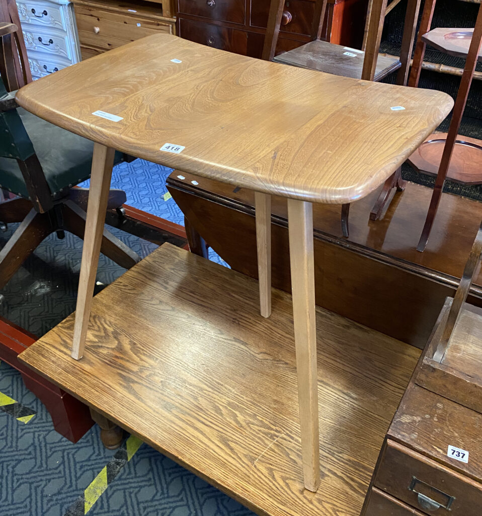 ERCOL TABLE ON 3 LEGS - Southgate Auction Rooms