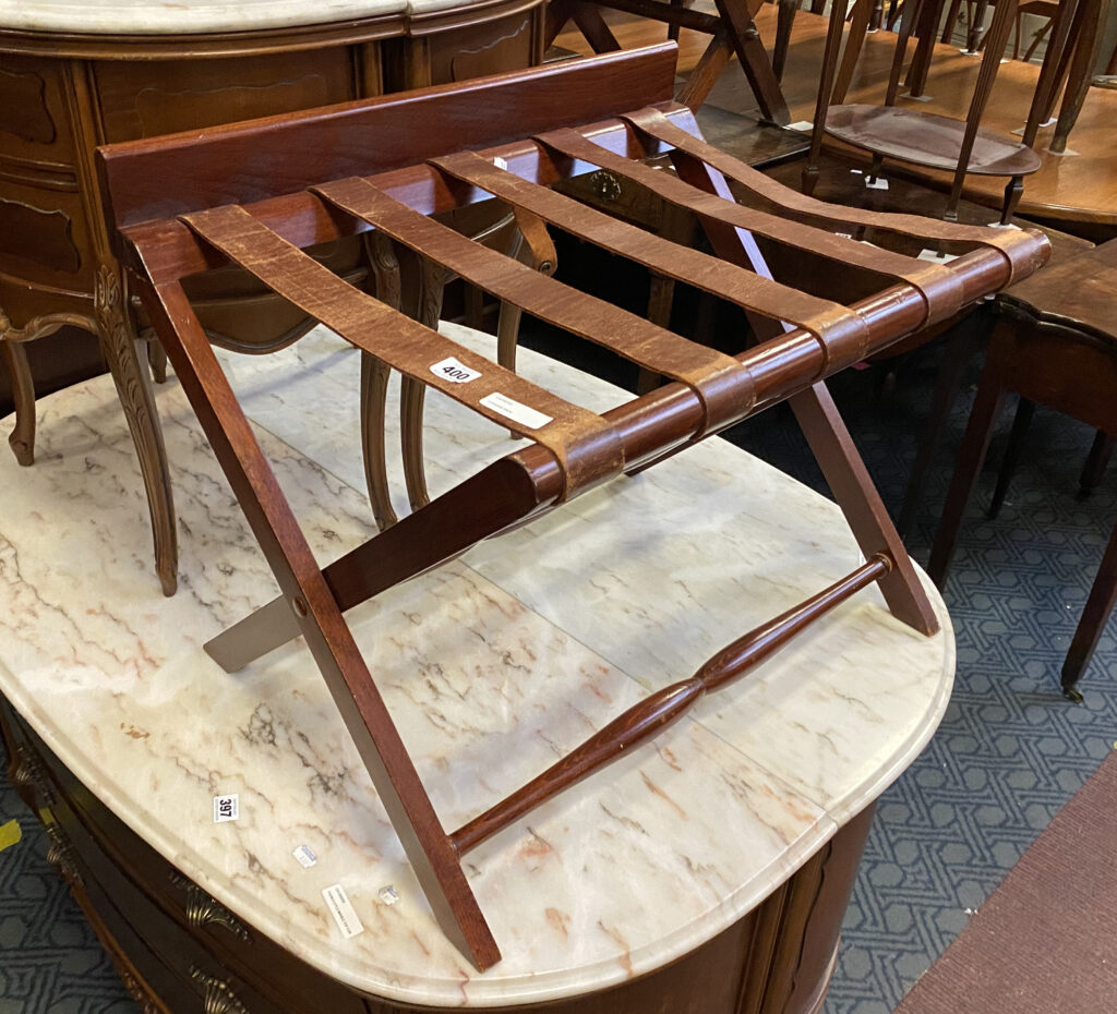 LUGGAGE RACK - Southgate Auction Rooms