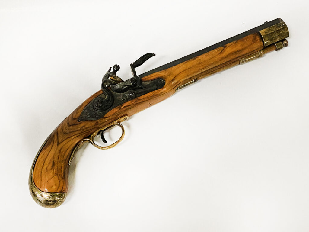 REPLICA FLINTLOCK PISTOL - Southgate Auction Rooms
