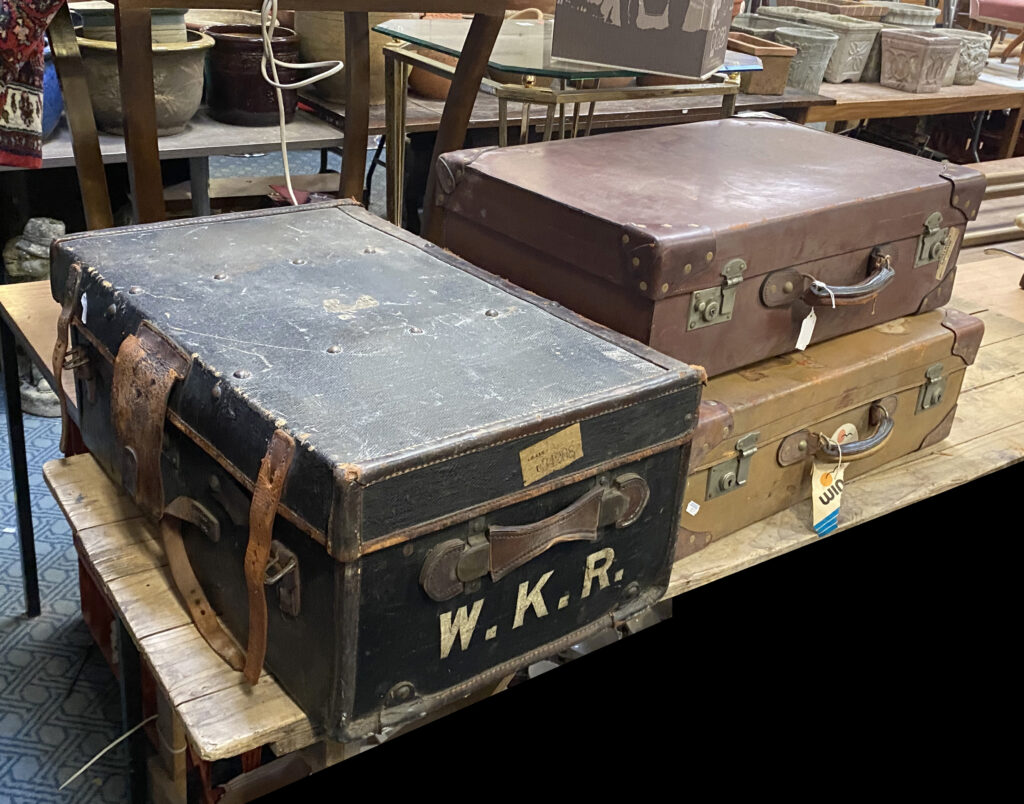 WW1 TRUNK WITH TWO OLD SUITCASES - Southgate Auction Rooms