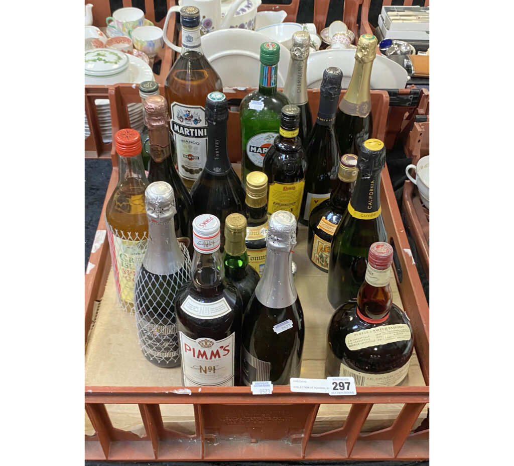 COLLECTION OF ALCOHOL INCL. MARTINI ETC - Southgate Auction Rooms