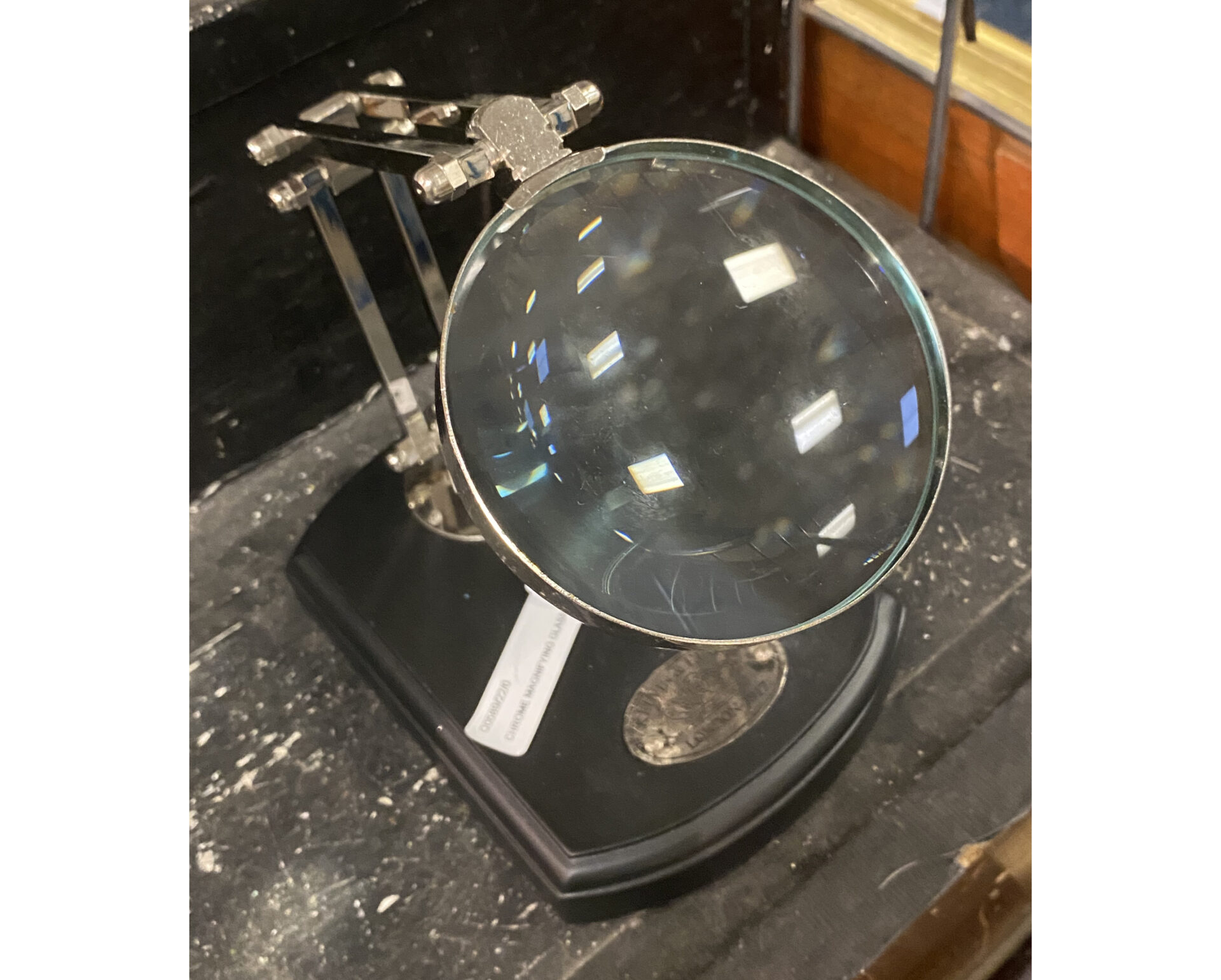 CHROME MAGNIFYING GLASS ON STAND - Southgate Auction Rooms