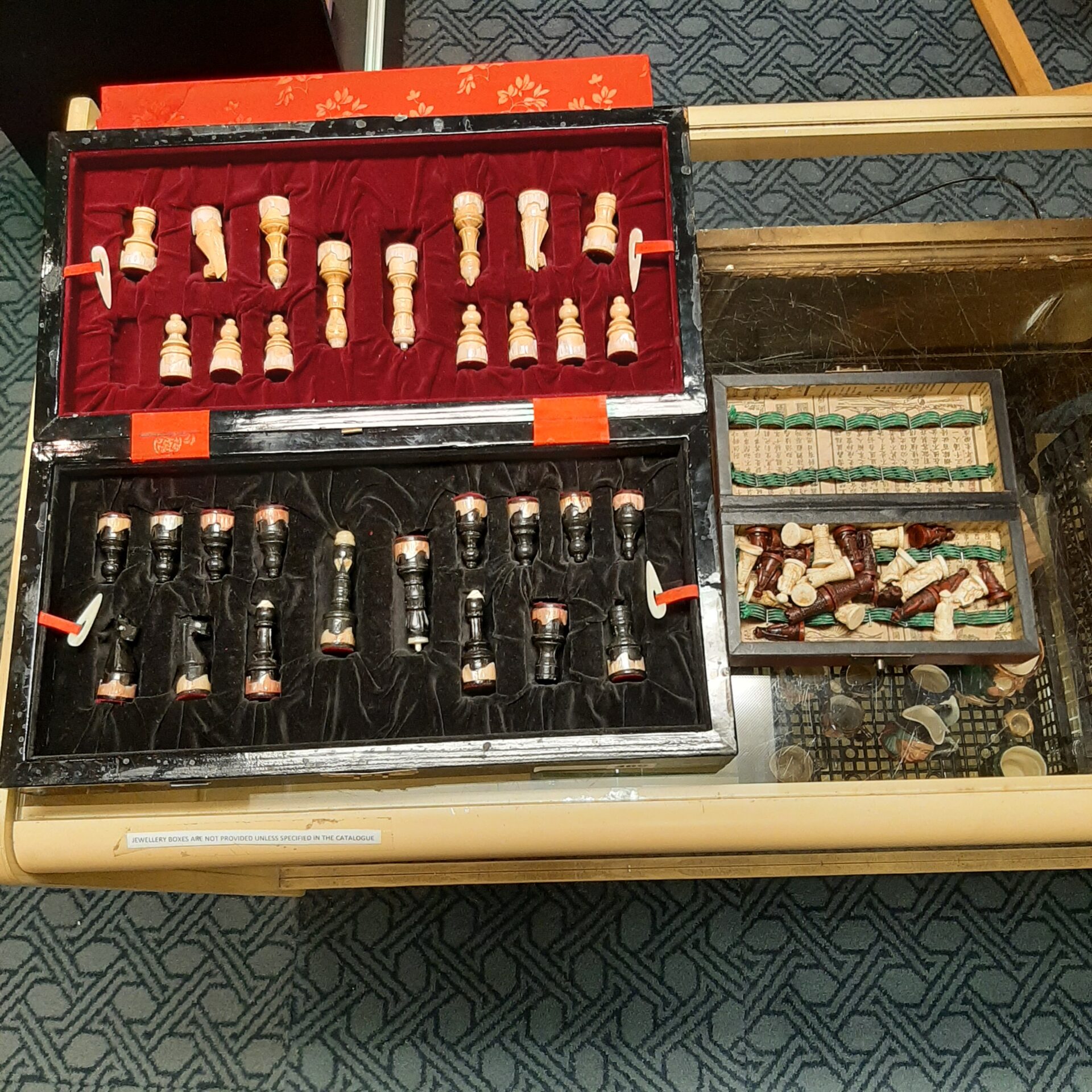 2 ORIENTAL CHESS SETS & QTY OF BOXES - Southgate Auction Rooms