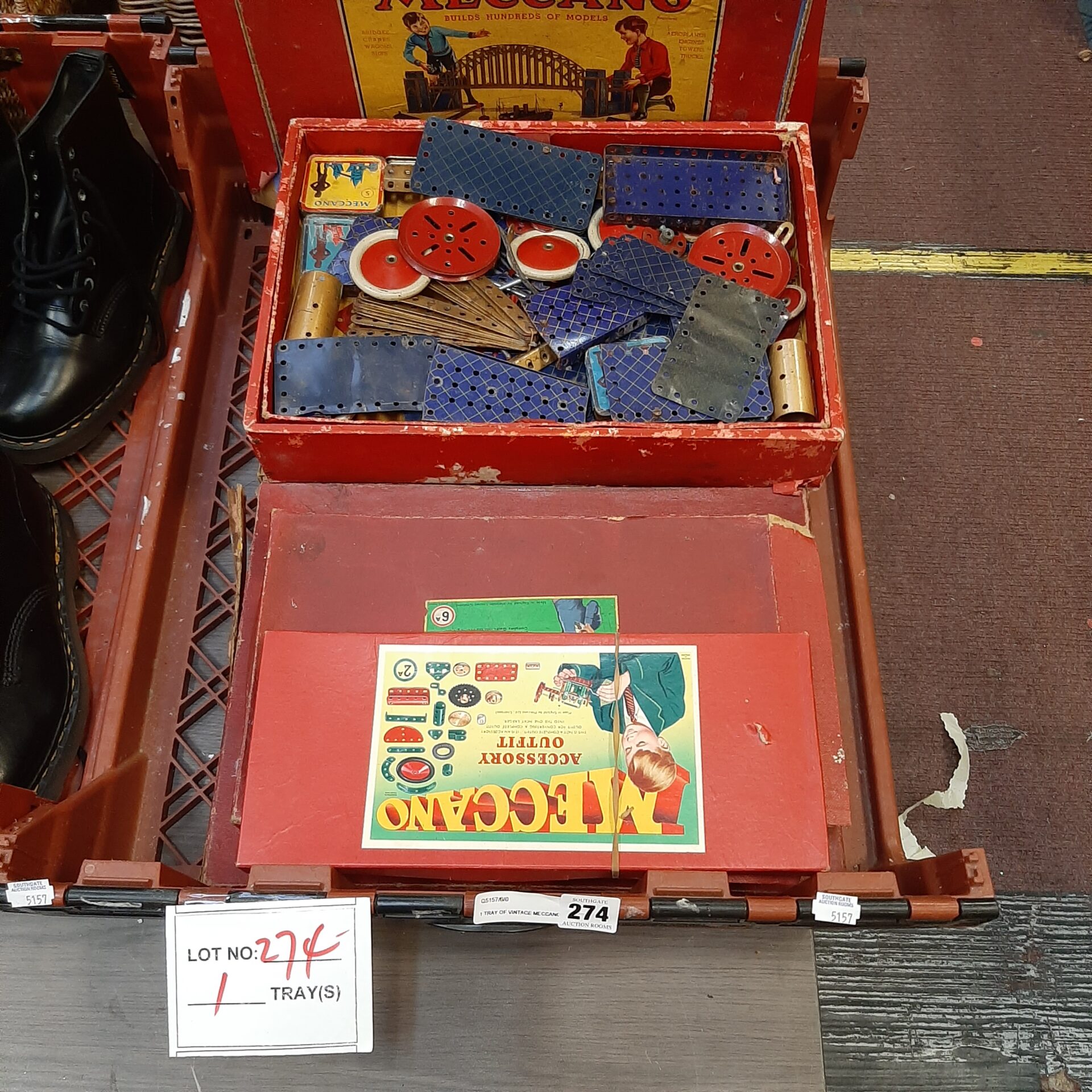 1 TRAY OF VINTAGE MECCANO - Southgate Auction Rooms