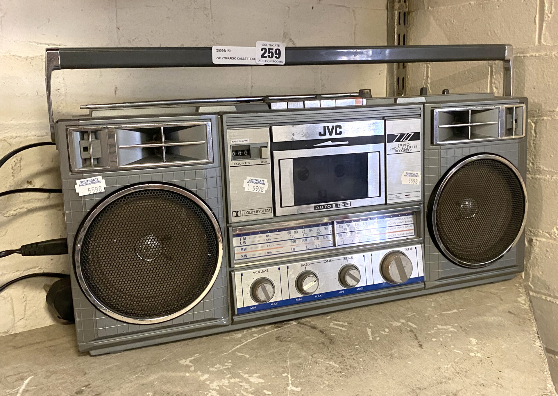 JVC 770 RADIO CASSETTE RECORDER 9BOOM BOX) - Southgate Auction Rooms